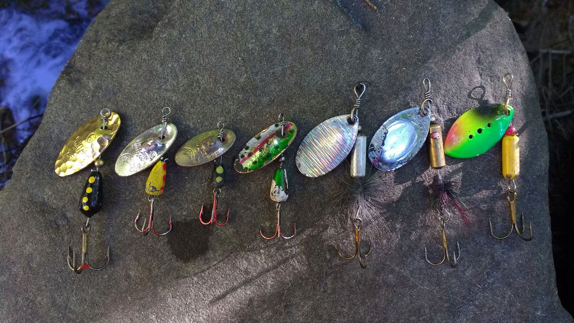 How To Tie On A Spinnerbait To Your Line