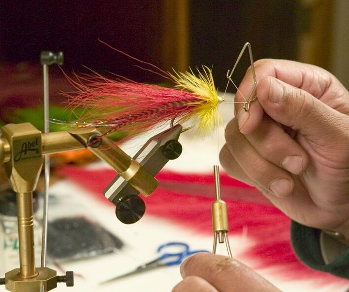 The Best Fly Tying Vises Reviewed: Choosing Your Next (or First) Fly ...